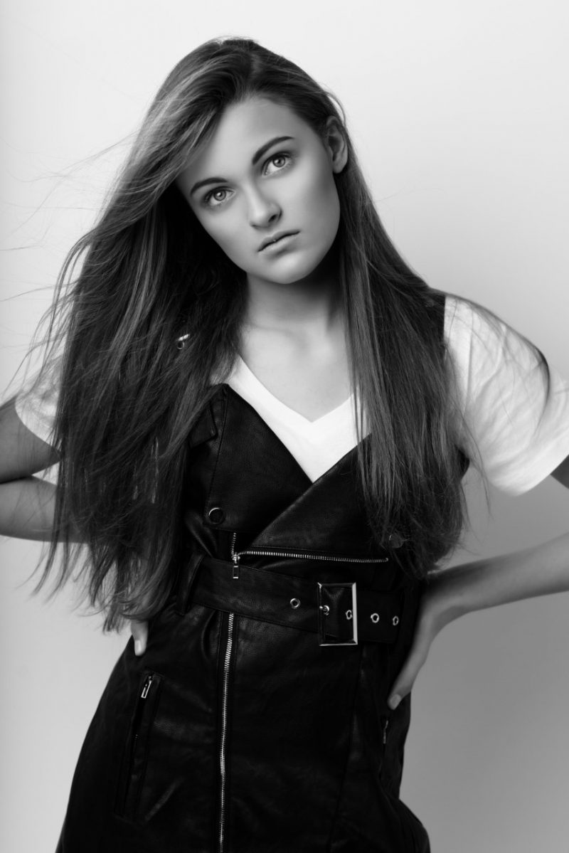 McKenna Smith – ZARZAR MODELS